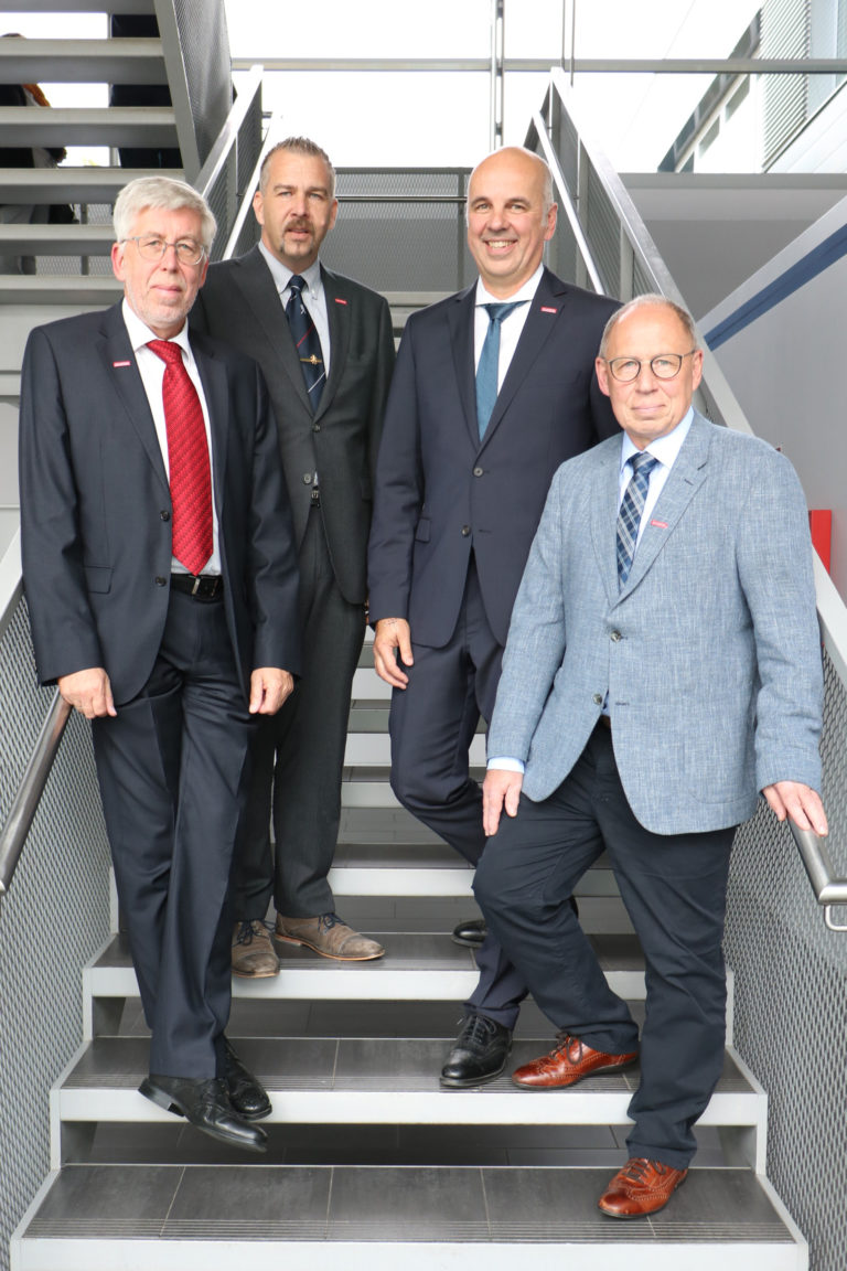 Stefan Füll ist neuer Präsident der Handwerkskammer Wiesbaden - Vorgänger Klaus Repp ...