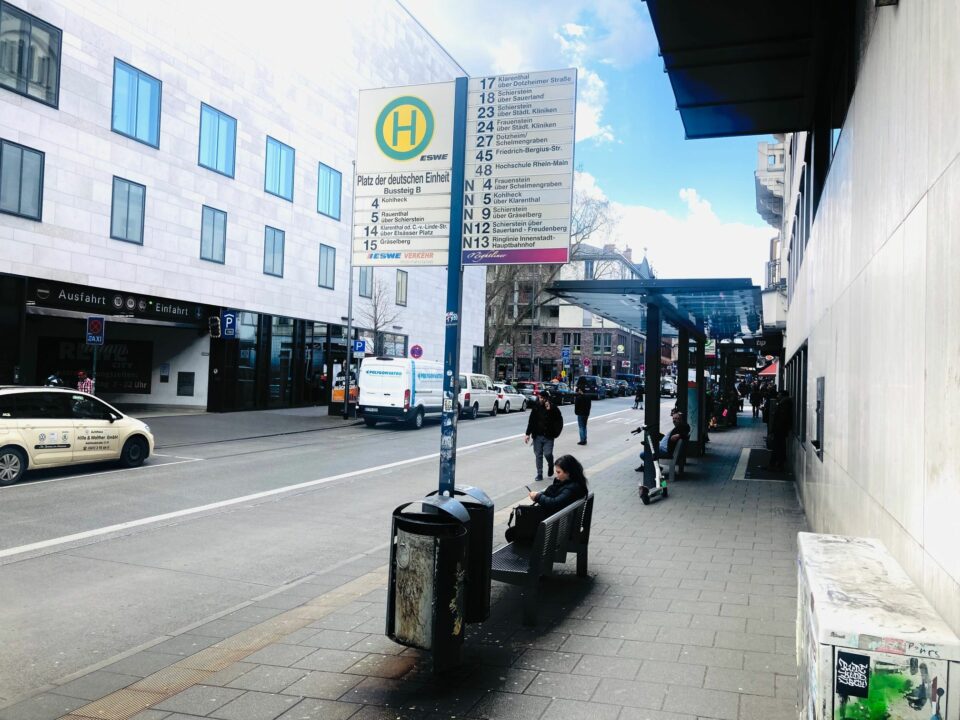 Nach zehn Jahren: Mehr Platz am Platz der Deutschen Einheit / "Upgrade ...